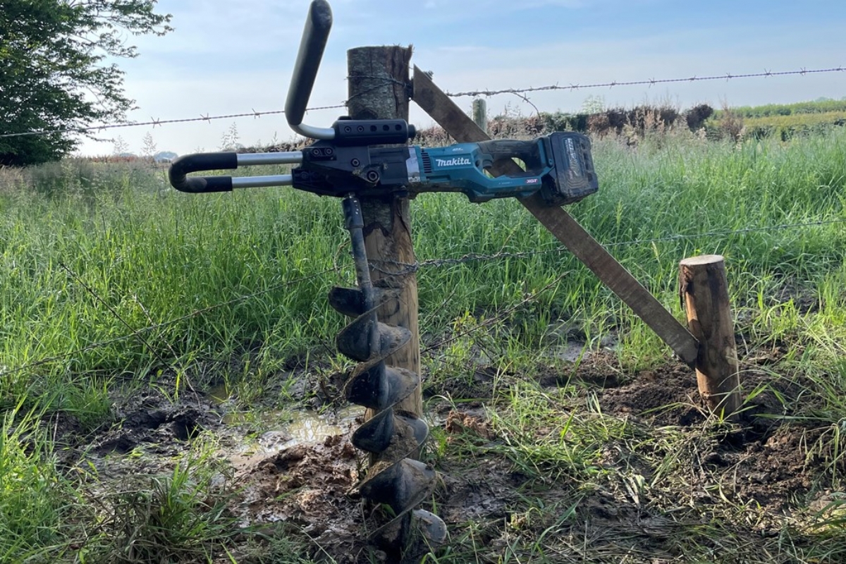 Makita 40 V accu grondboor: Een beest van een boor