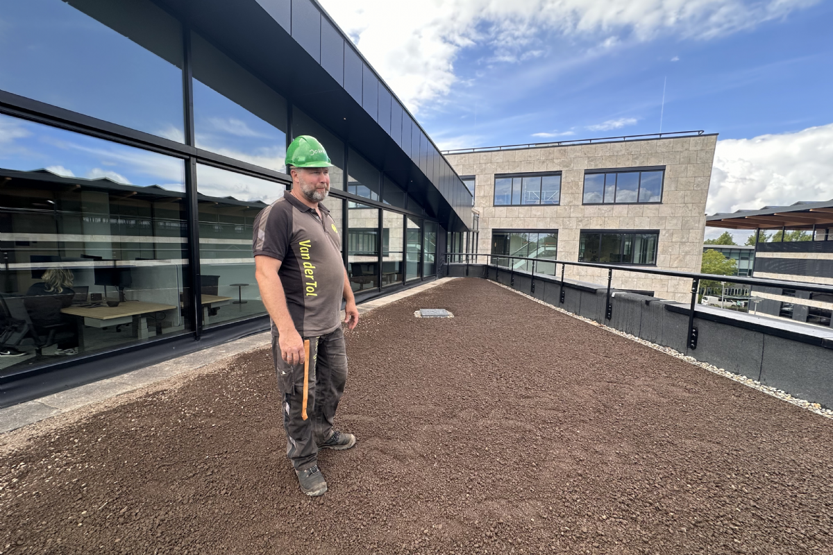 Meesters op het dak, aandacht op de werkvloer